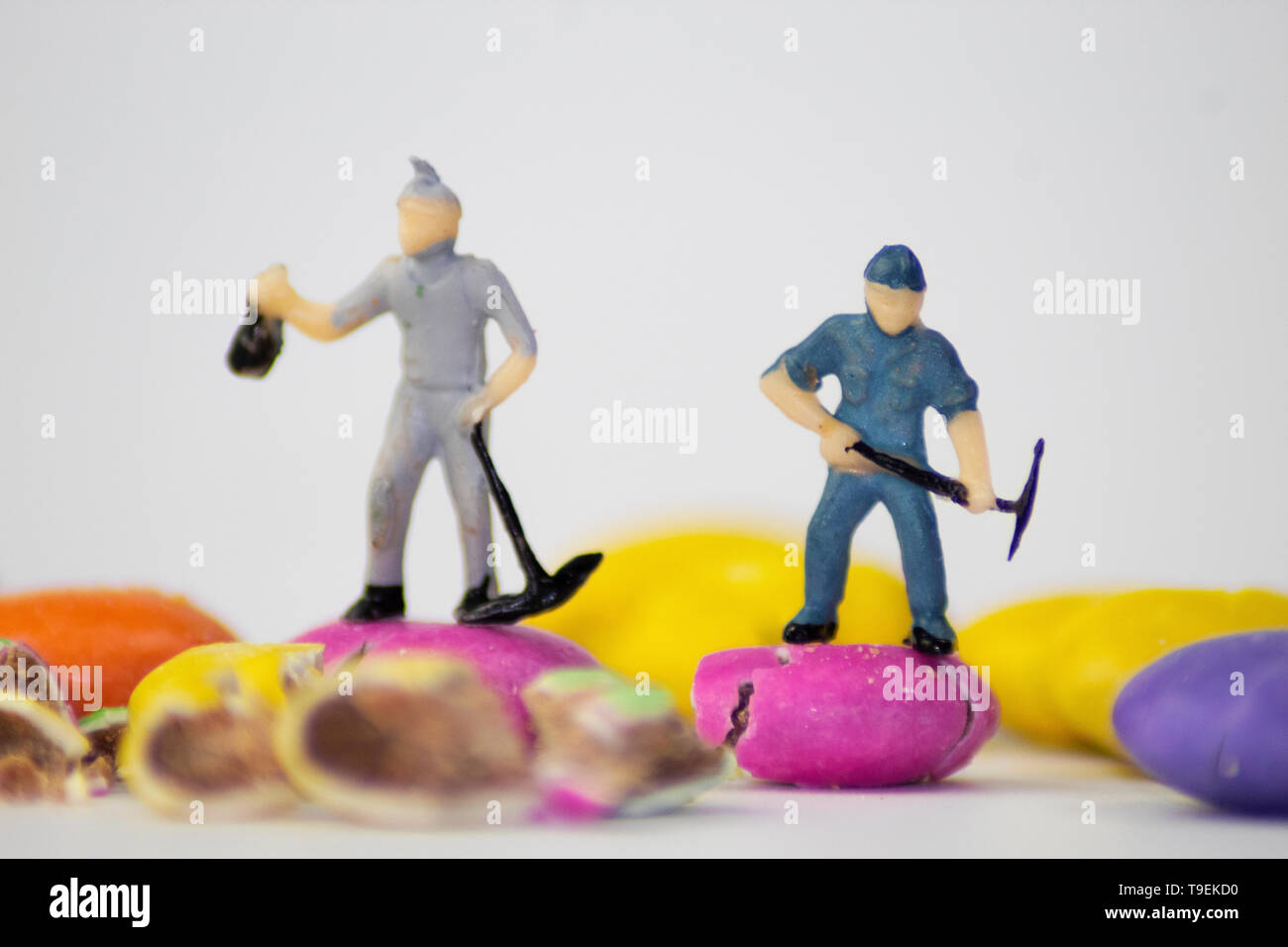 Smarties mini hi-res stock photography and images - Alamy