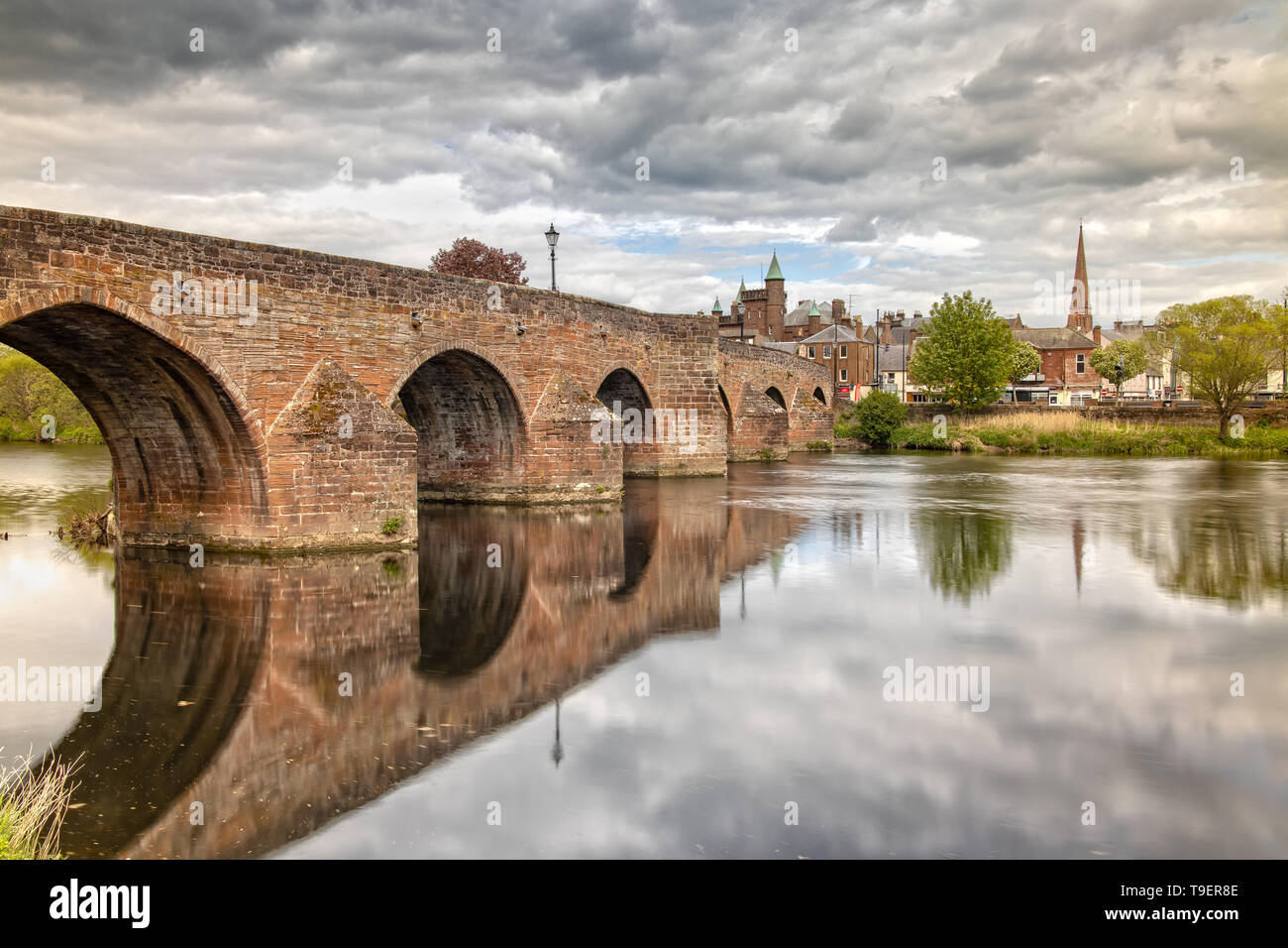 The Devorgilla Bridge and Dumfries in Scotland Stock Photo - Alamy