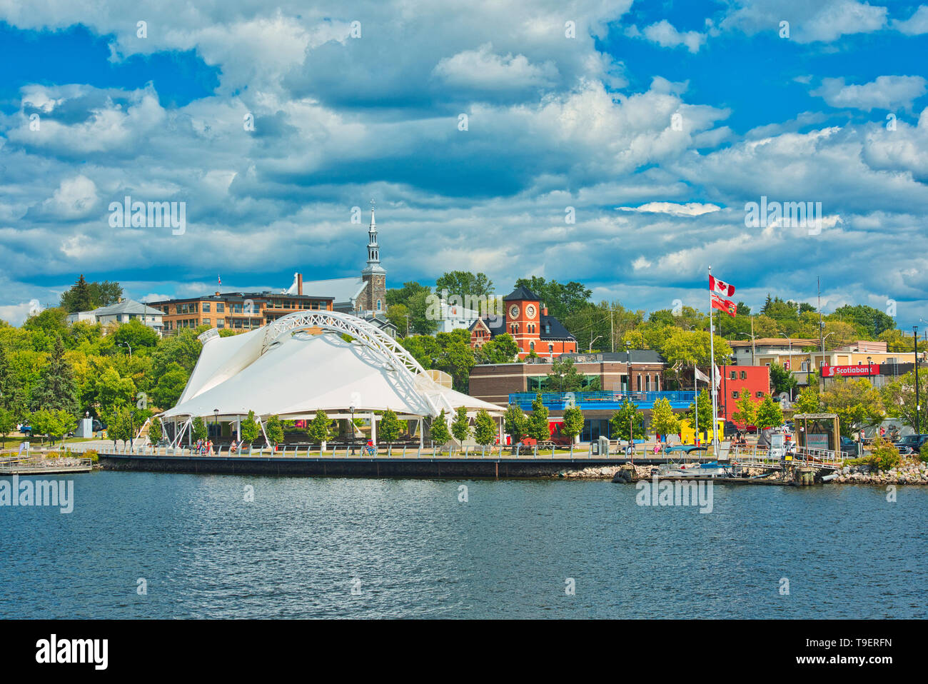 The wharf area hi-res stock photography and images - Alamy
