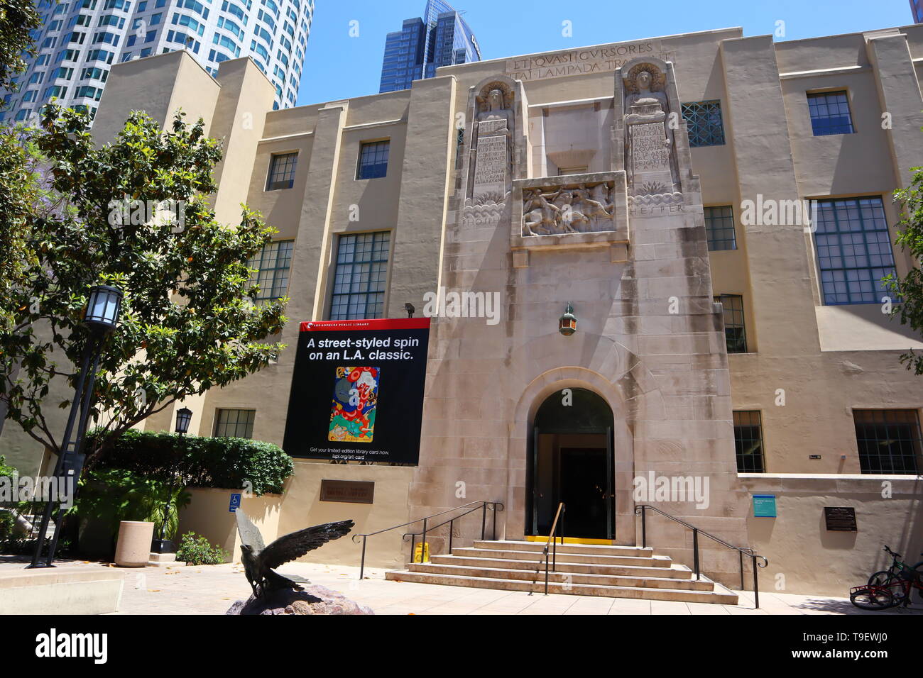 The Los Angeles Public Library located in downtown of Los Angeles ...