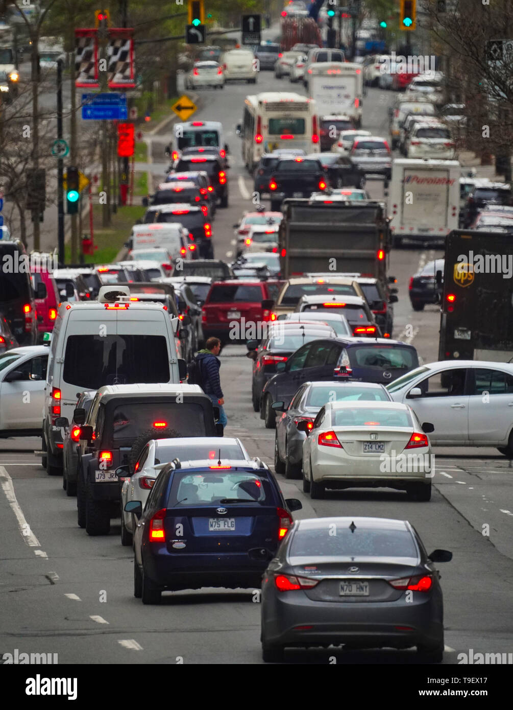 Grid lock hi-res stock photography and images - Alamy