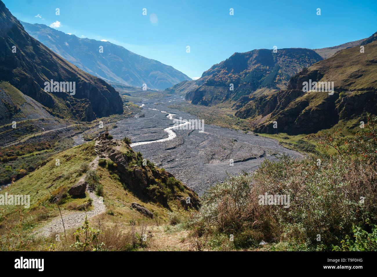 Georgian military road darial gorge hi-res stock photography and images ...