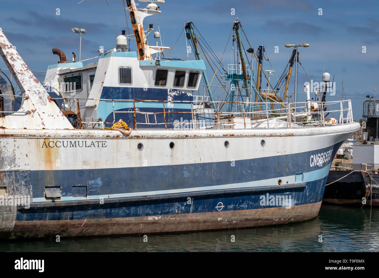 Beam Trawlers and Fishing Boats in Brixham Harbour and Quayside,Torbay ...