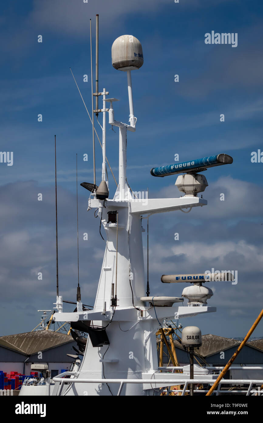 Beam Trawlers and Fishing Boats in Brixham Harbour and Quayside,Torbay ...