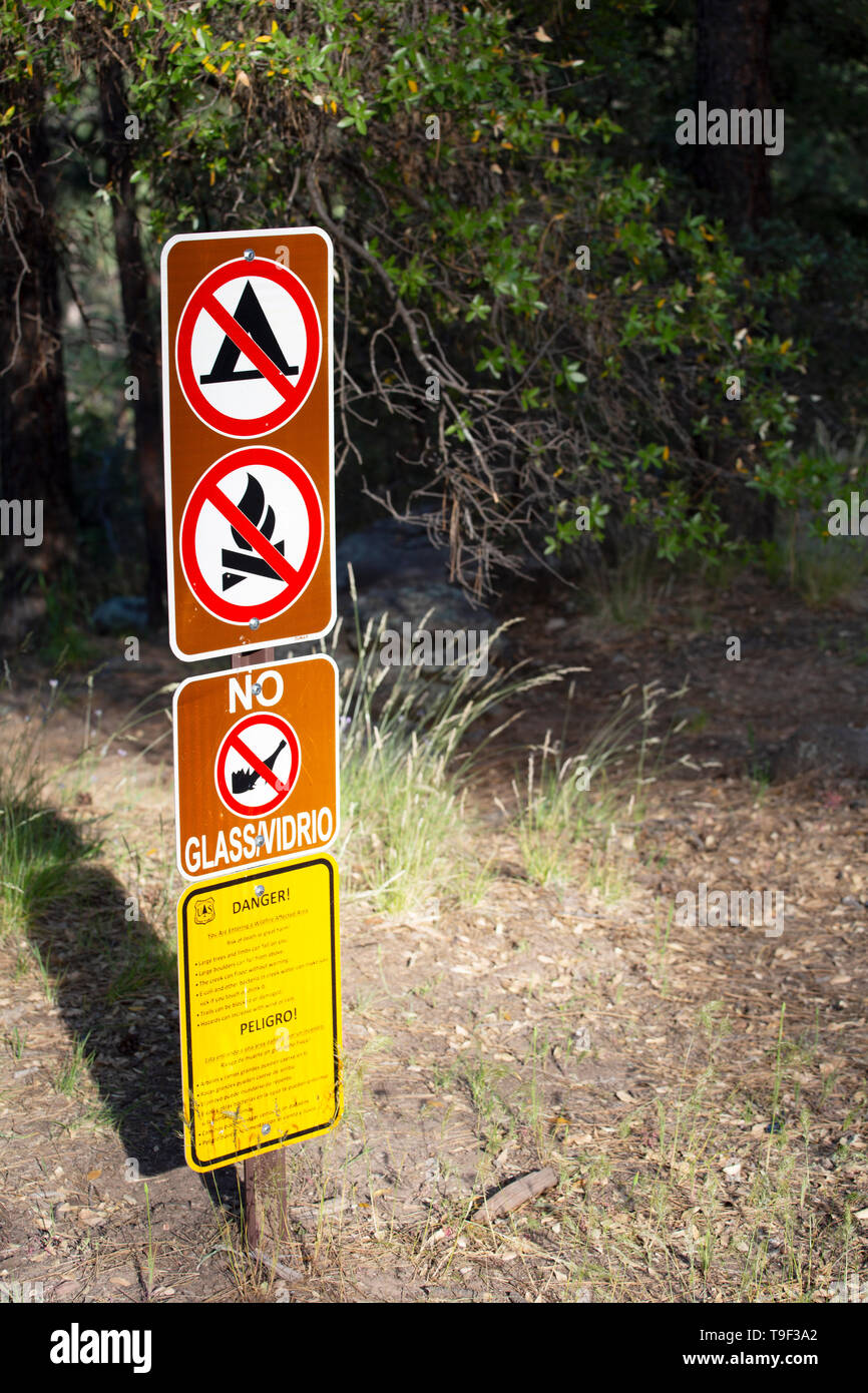 National Forest No Camping or Fire sign Stock Photo - Alamy