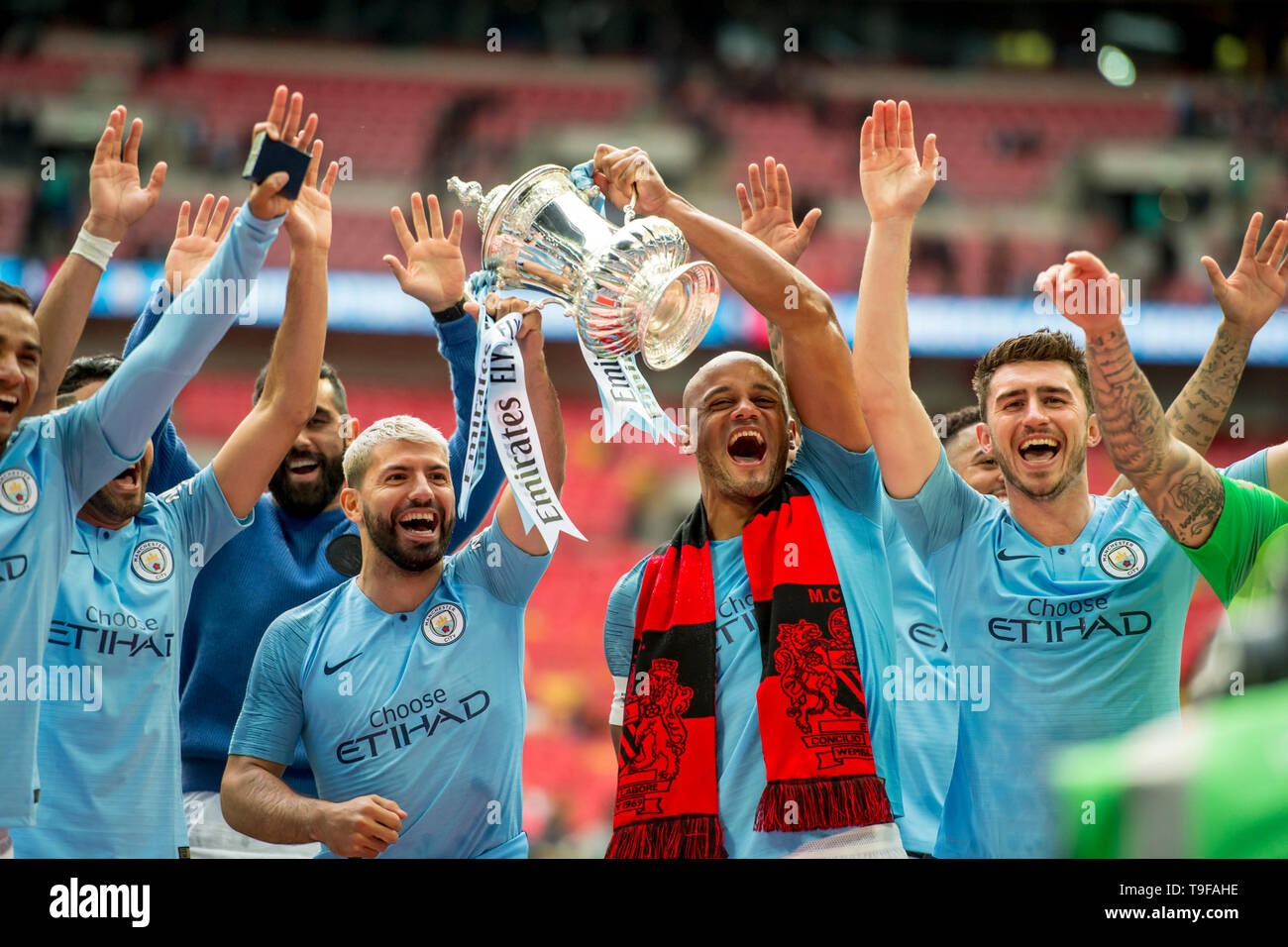Fa cup trophy wembley stadium hi-res stock photography and images - Alamy
