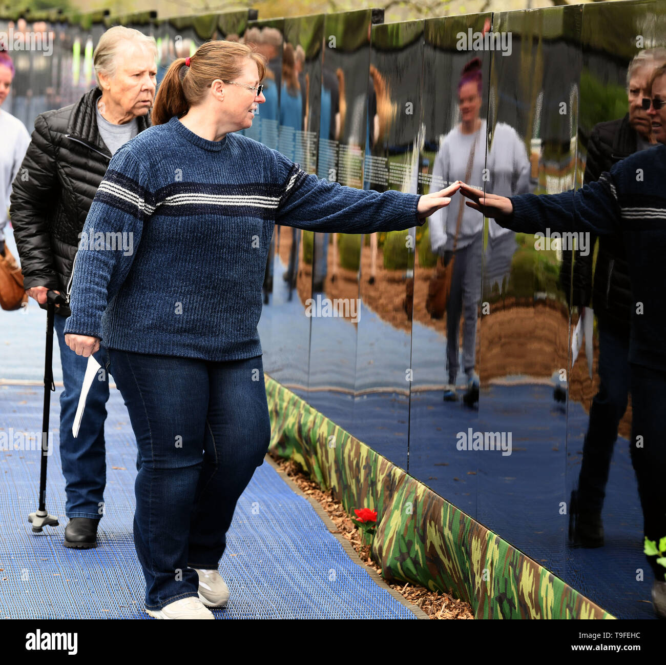 Racine, Wisconsin, USA. 18th May, 2019. Emma Ingersoll, left, and her ...