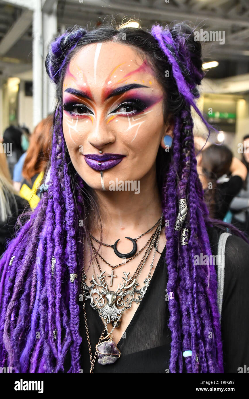 Diana simms hi-res stock photography and images - Alamy