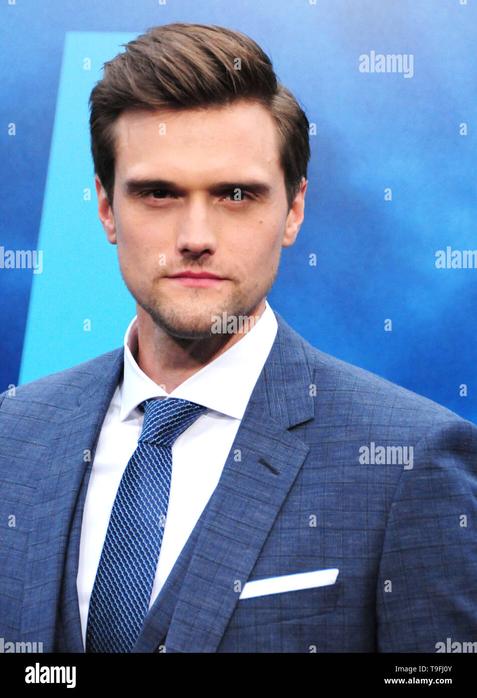 Los Angeles, USA 18th May 2019 Actor Hartley Sawyer attends Warner Bros ...