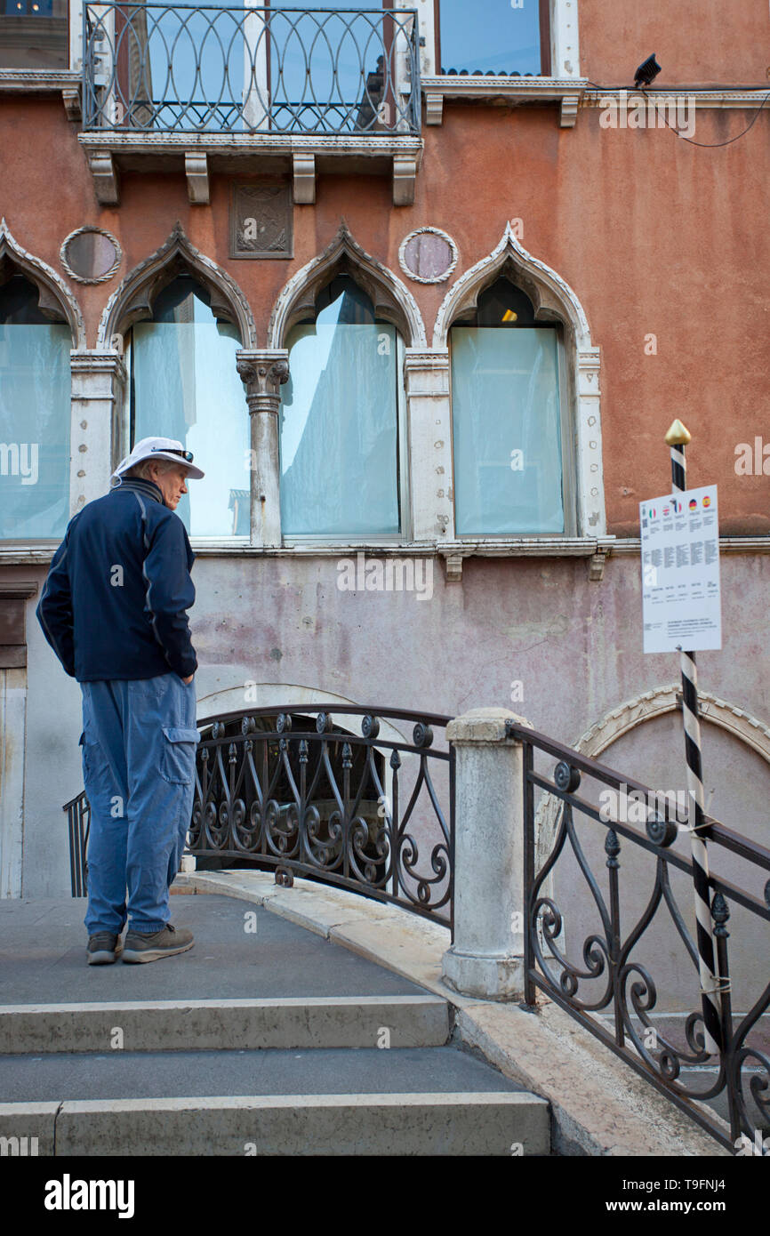 Old man at bridge hi-res stock photography and images - Alamy