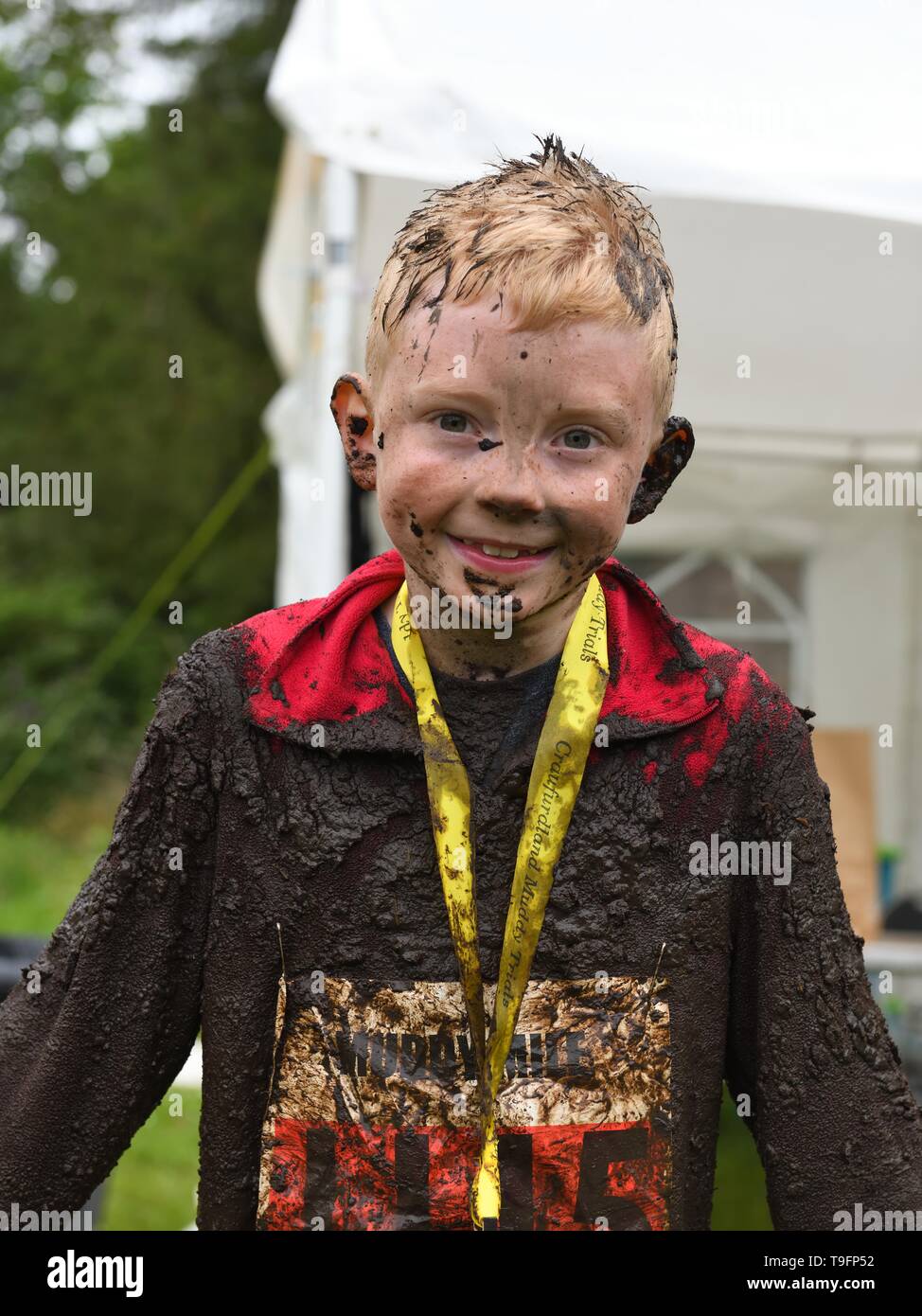 Boy with muddy face hi-res stock photography and images - Alamy