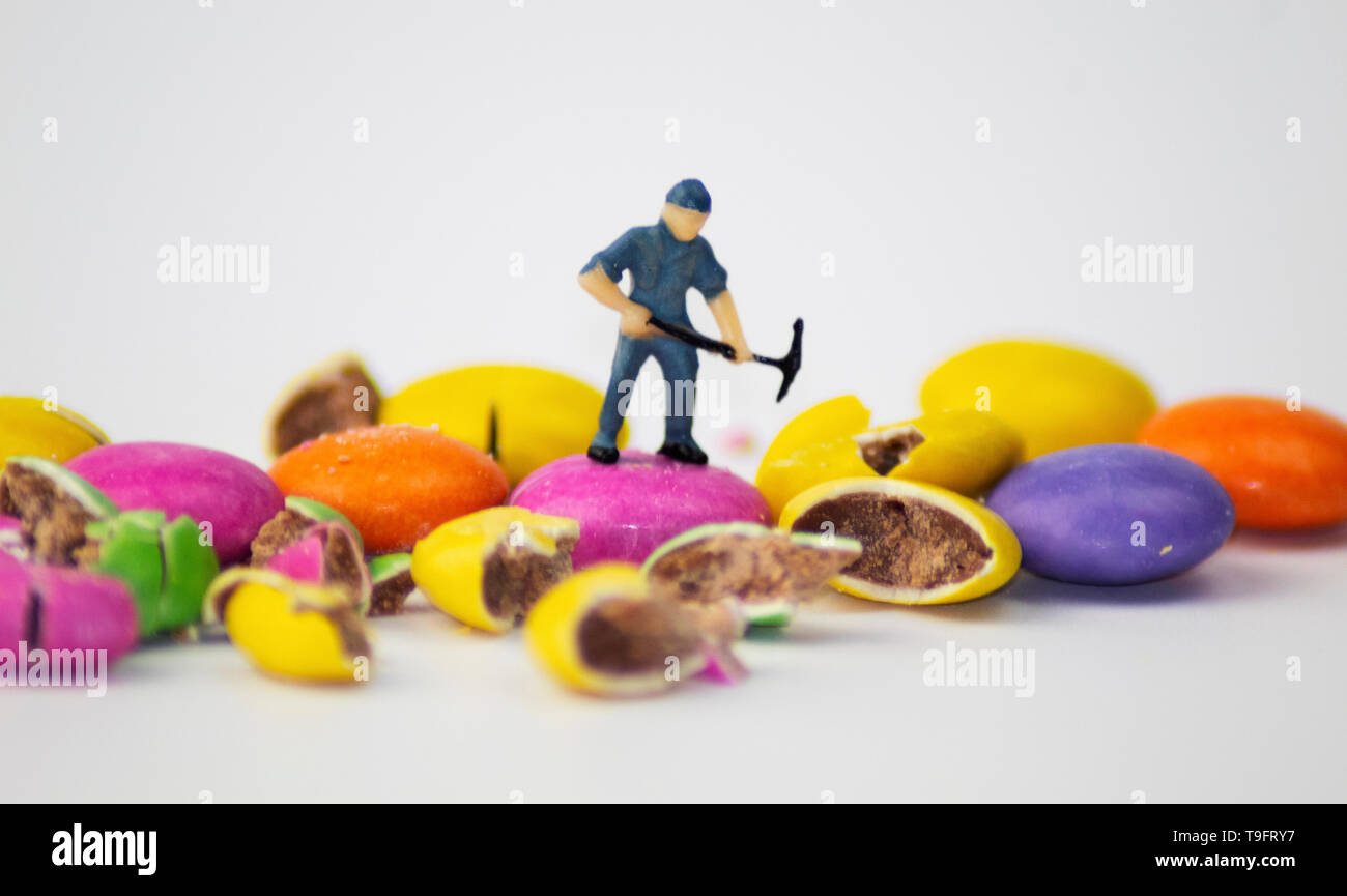 Miniature human figure hi-res stock photography and images - Alamy