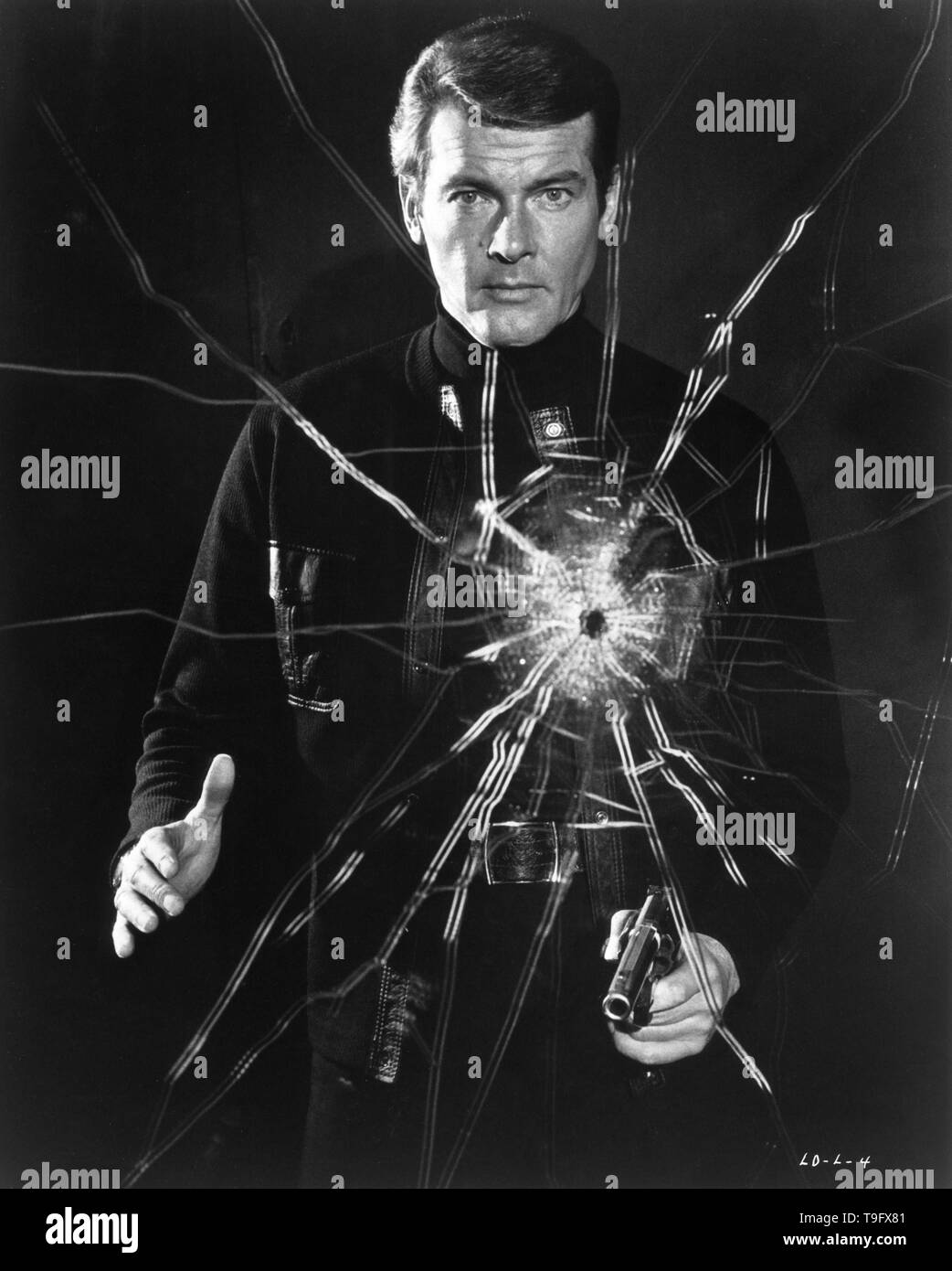 James Bond Live And Let Die Black and White Stock Photos & Images - Alamy