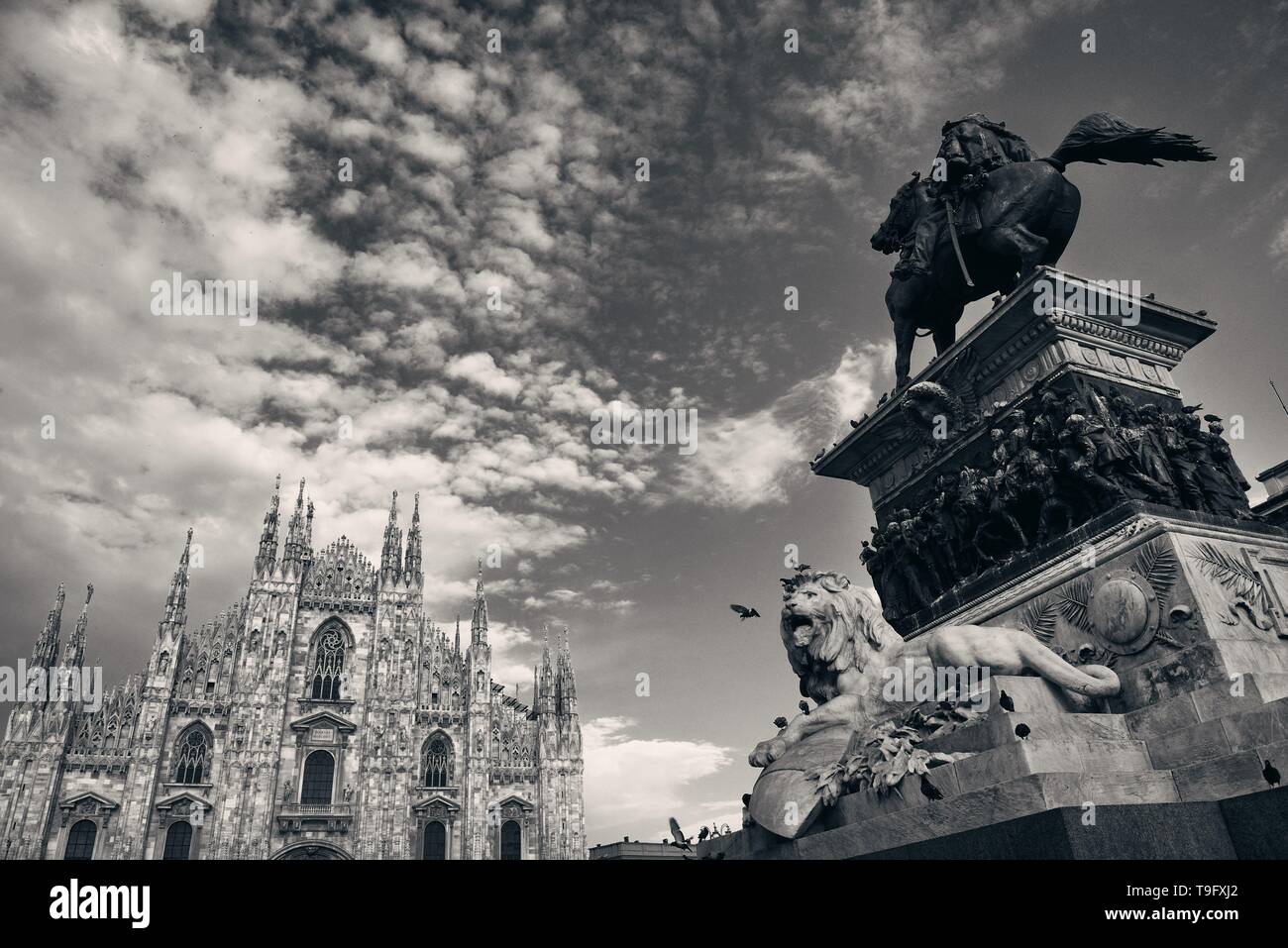 Monument to King Victor Emmanuel II in Cathedral Square or Piazza del ...