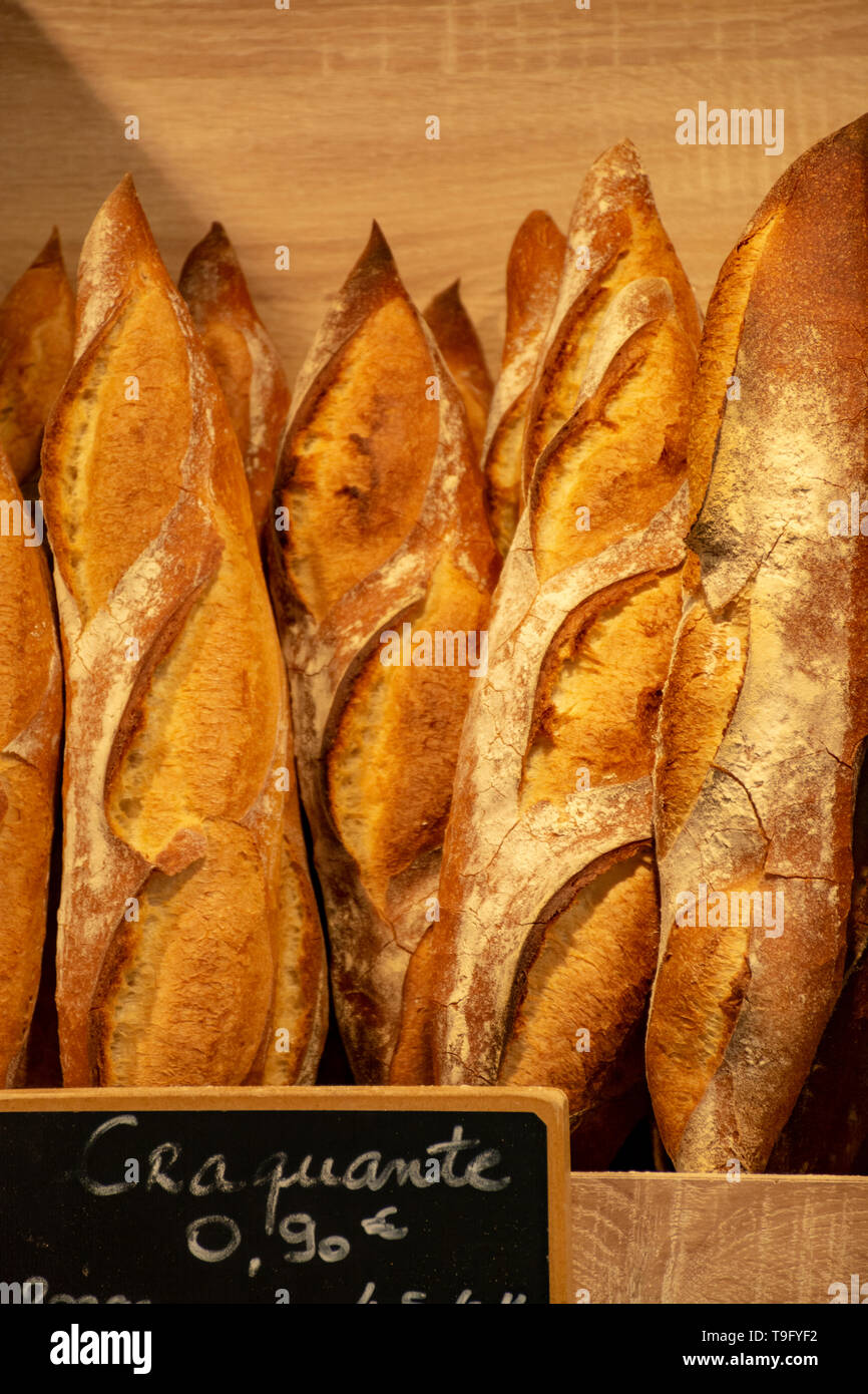 Baguettes croissant france hi-res stock photography and images - Alamy