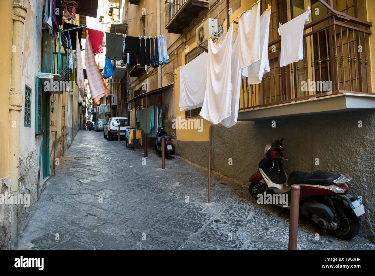 Naples Poverty Stock Photos & Naples Poverty Stock Images - Alamy