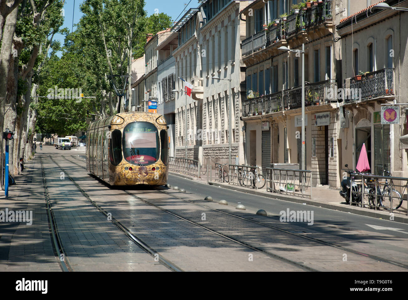 Montpellier, moderne Tramway Linie 4, Fahrzeugdesign von Christian ...