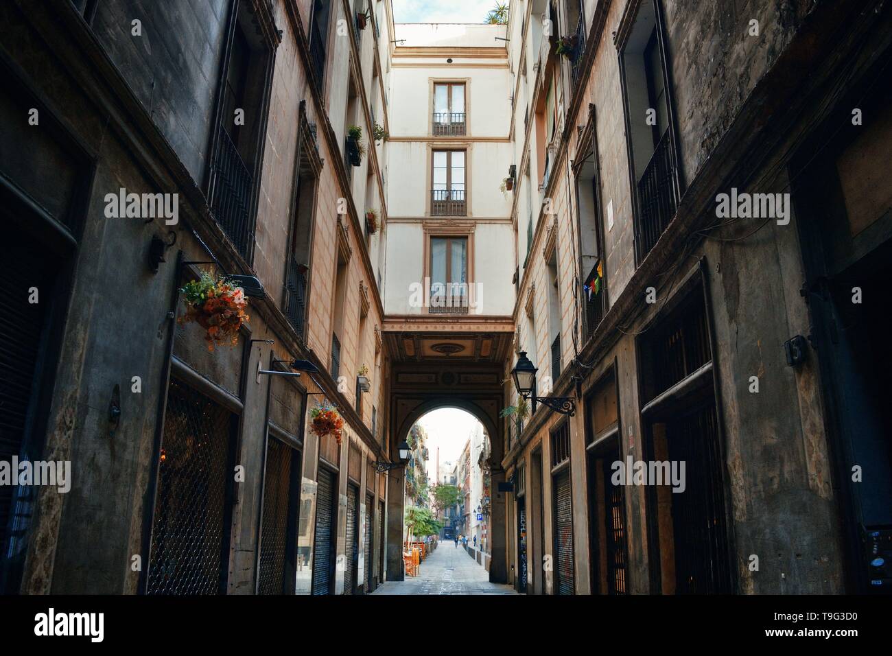 Street view of small alley with historic buildings in Madrid, Spain ...