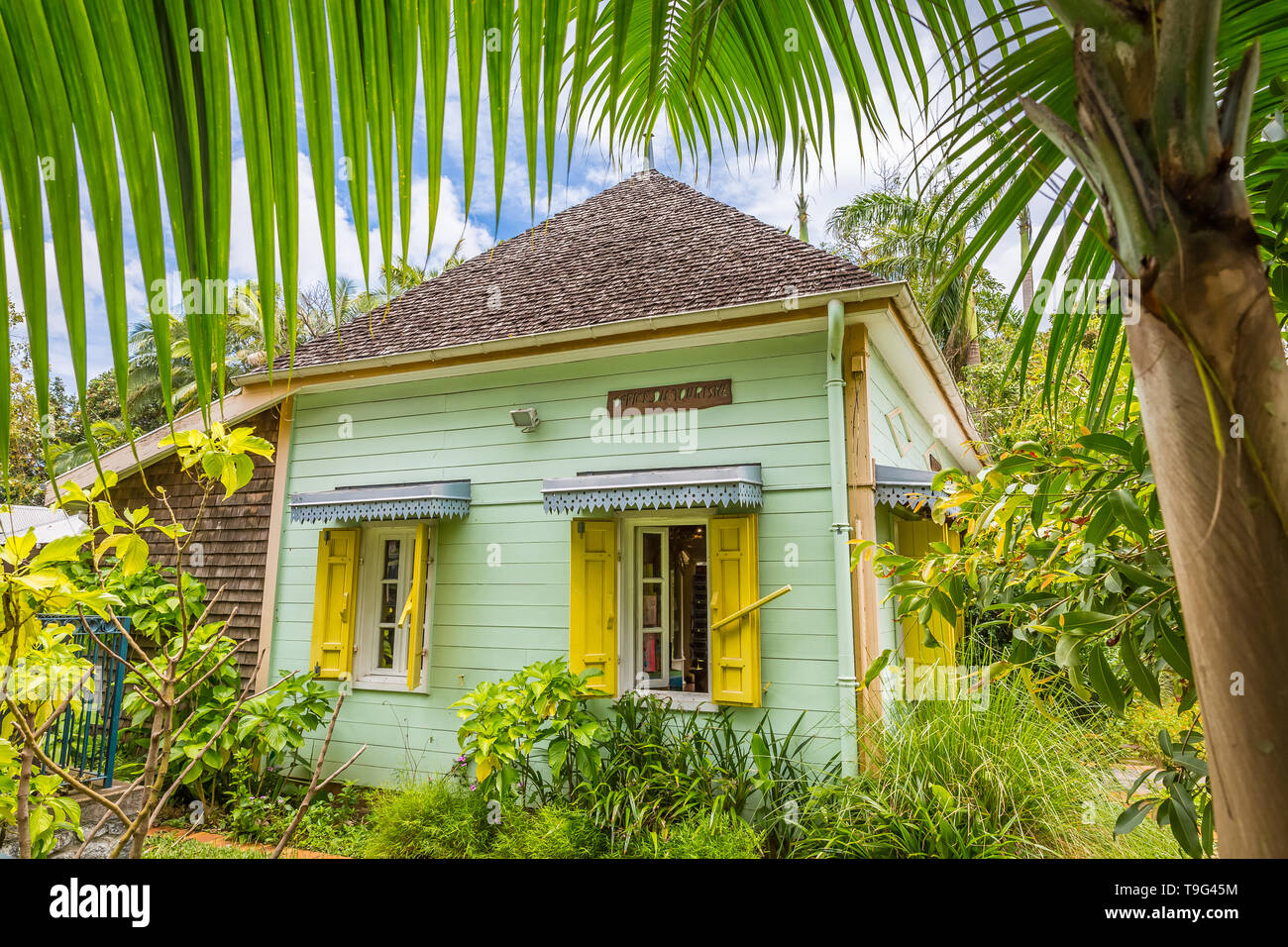 Creole house hi-res stock photography and images - Alamy
