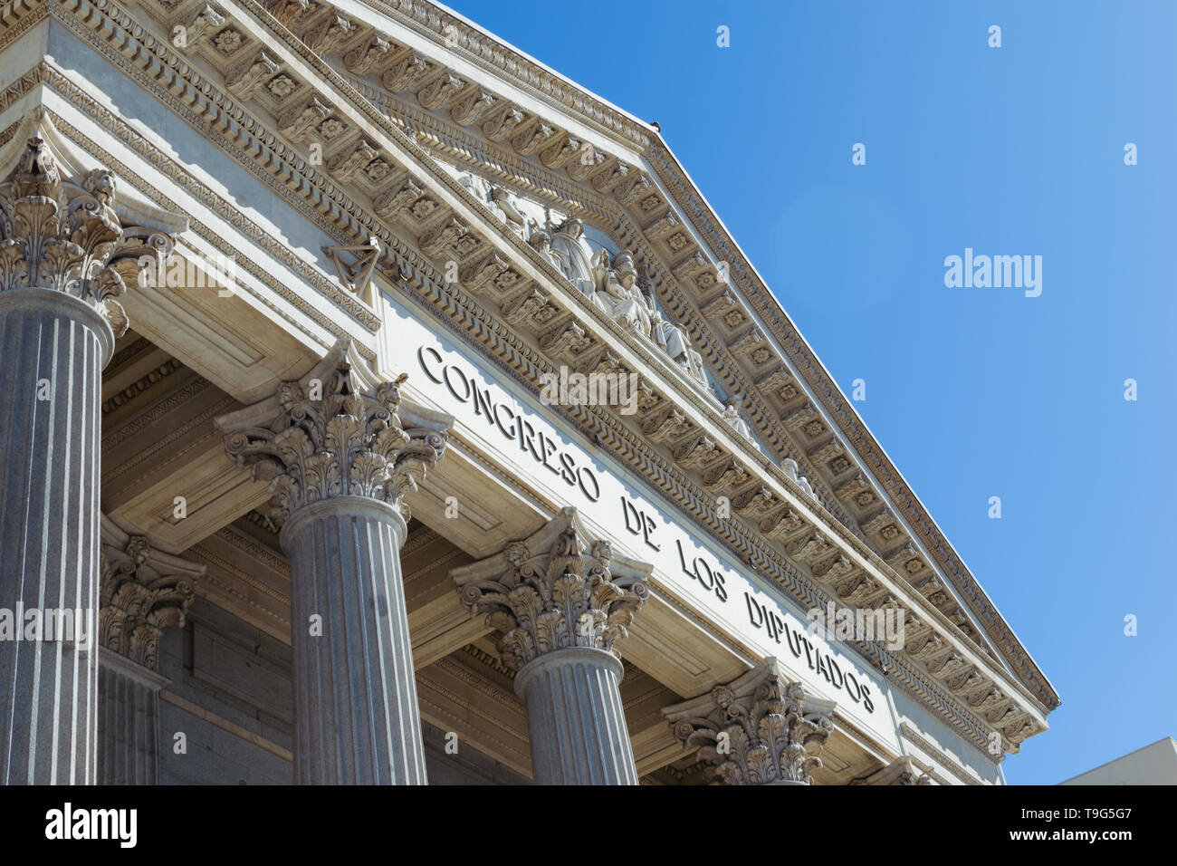 Spanish parliament building hi-res stock photography and images - Alamy