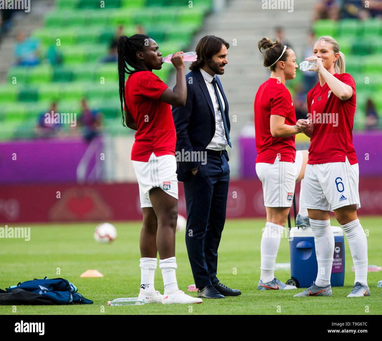 Head Coach Reynald Pedros of Lyon, Amandine Henry of Lyon Stock Photo ...