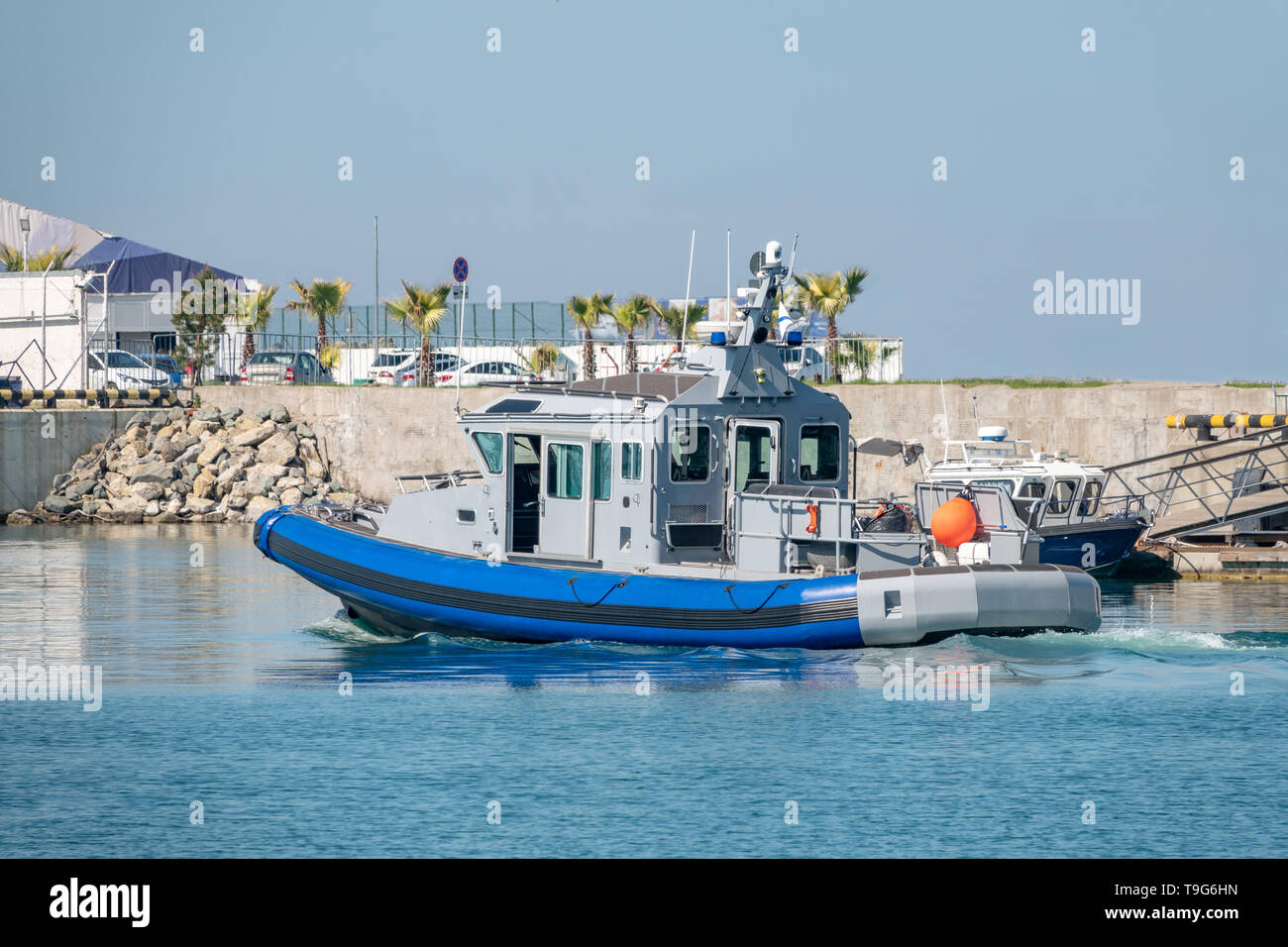 Island class patrol boat hi-res stock photography and images - Alamy