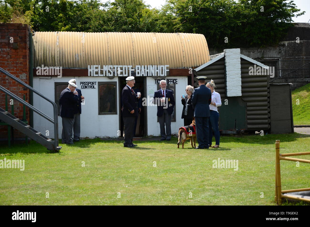 Ww1 and ww2 gun battery hi-res stock photography and images - Alamy
