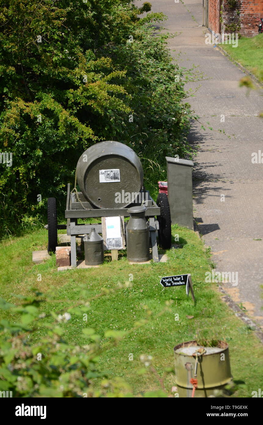Ww1 and ww2 gun battery hi-res stock photography and images - Alamy