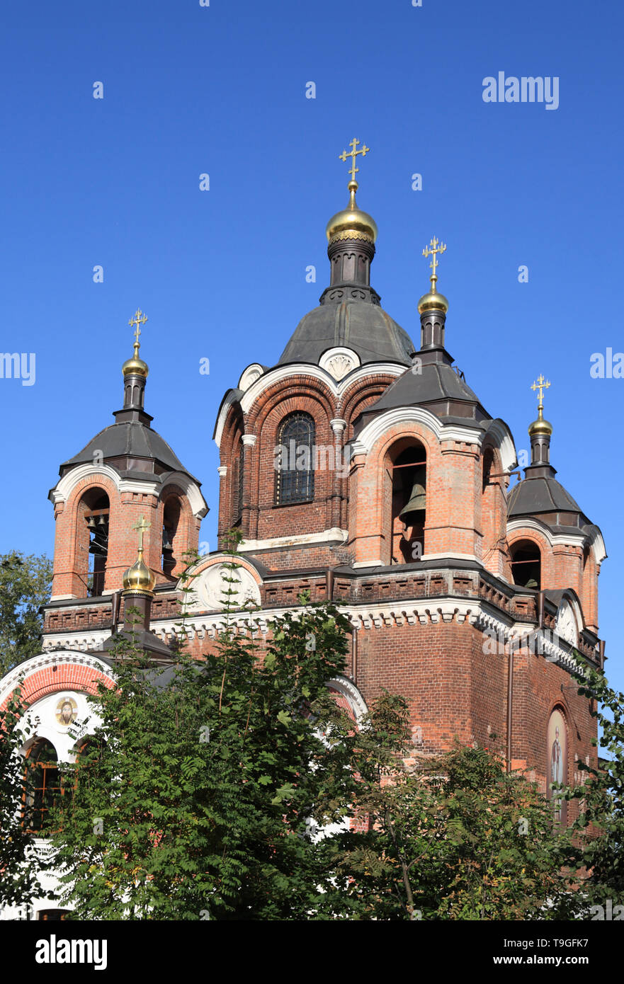 church in the daytime Stock Photo - Alamy