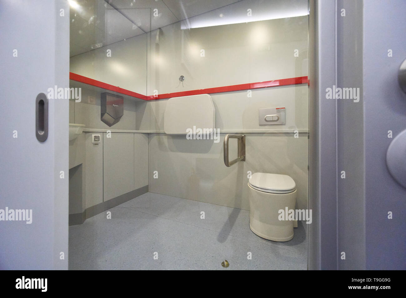 Railway train toilet hi-res stock photography and images - Alamy