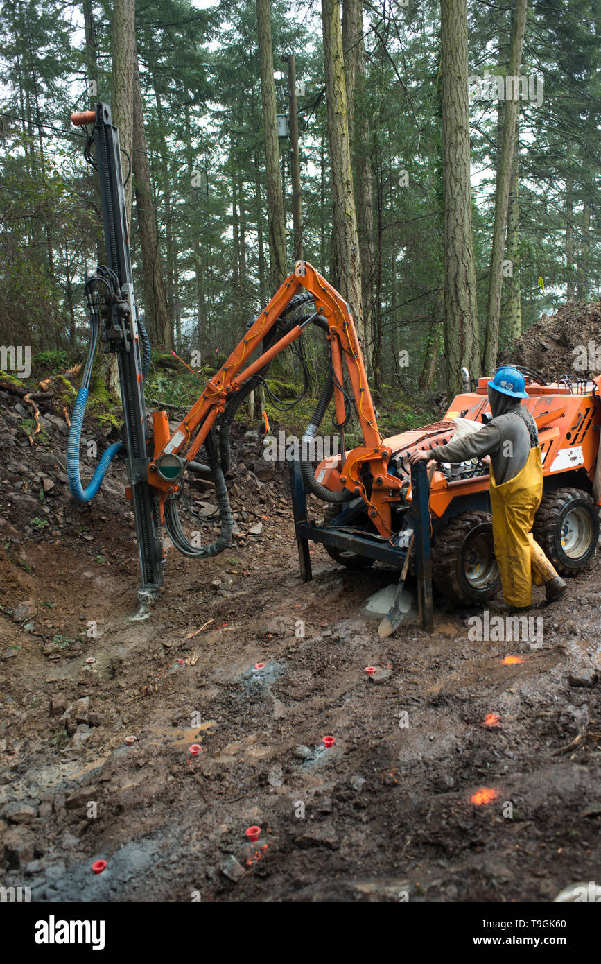 Drilling and blasting hi-res stock photography and images - Alamy