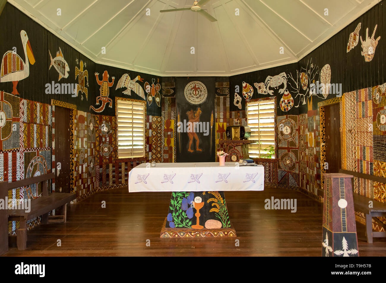 Altar of Catholic Church, Nguiu, Bathurst Island, NT Stock Photo - Alamy