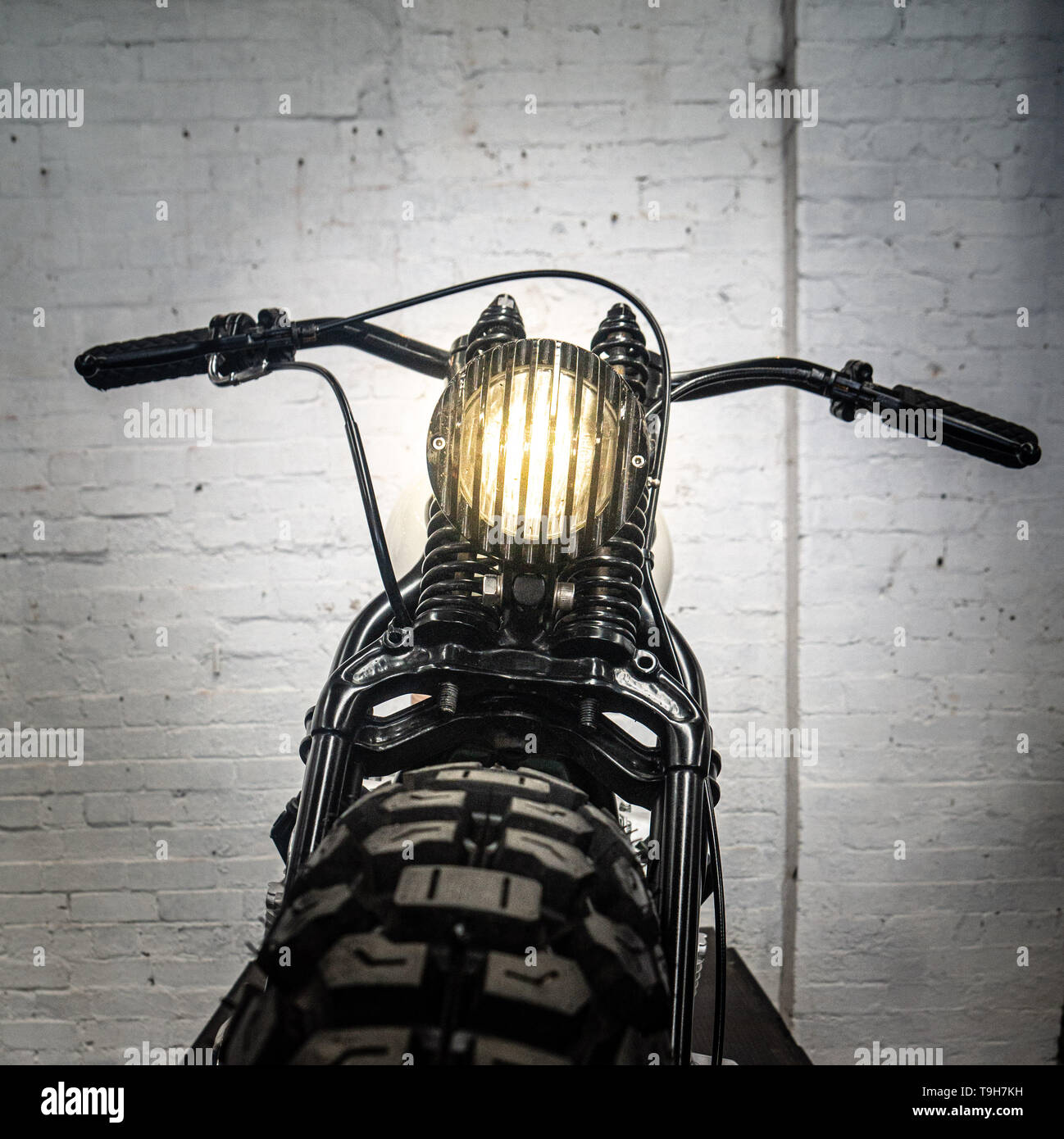 Custom motorcycles at the 'Throttle Roll' 2019 show in Sydney ...