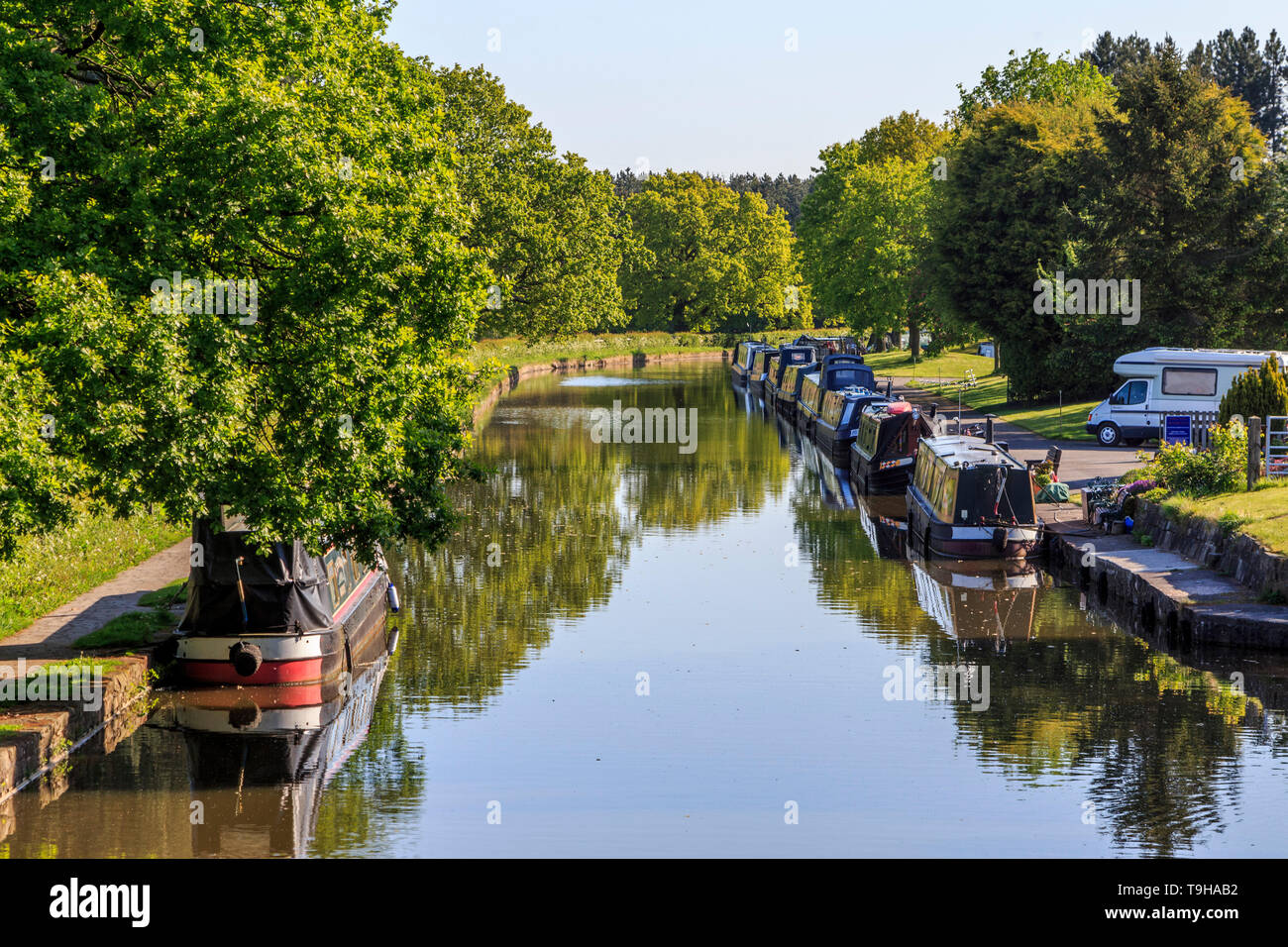 Cheshire canal hi-res stock photography and images - Alamy
