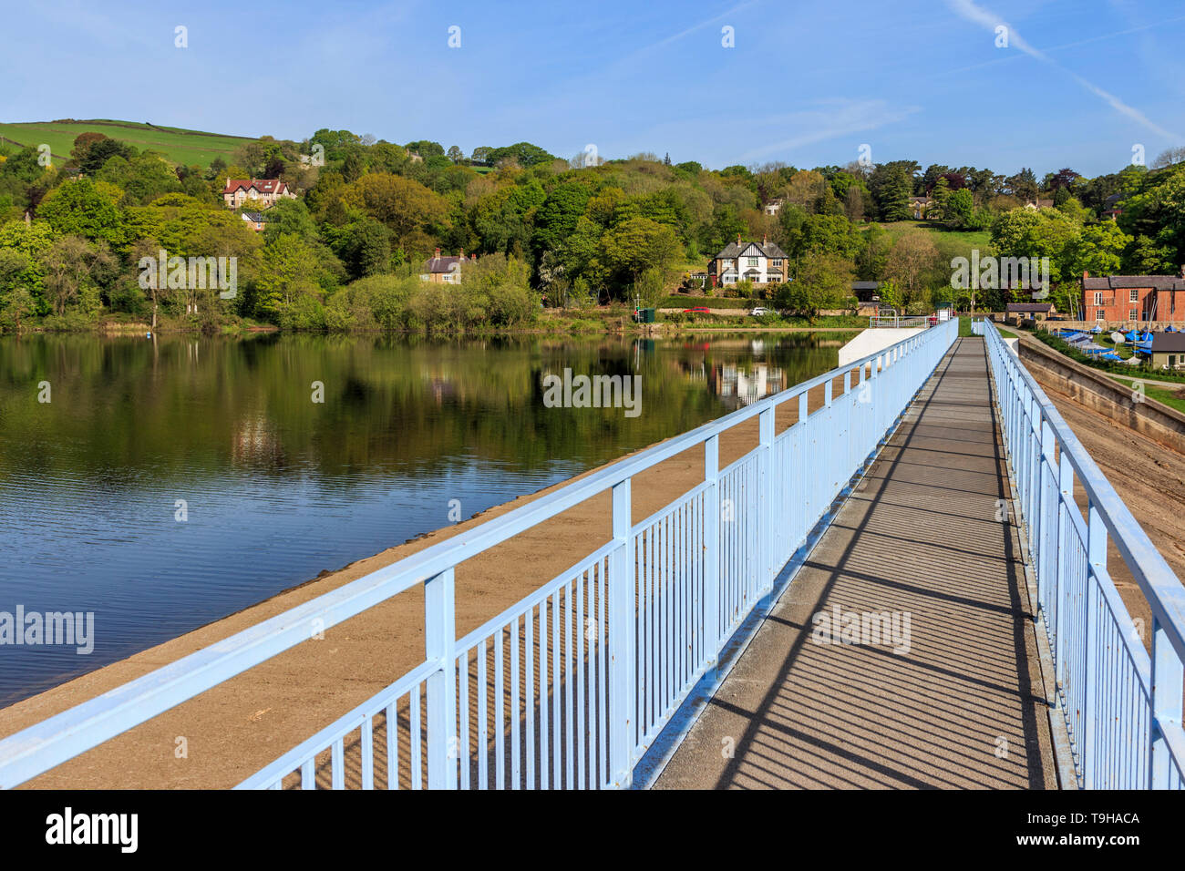 Toddbrook Reservoir, Peak District National Park, Derbyshire, England ...