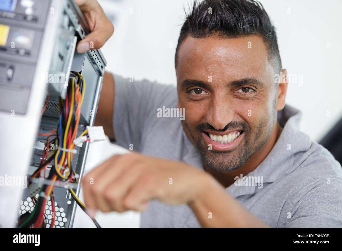 Computer setup classroom hi-res stock photography and images - Alamy