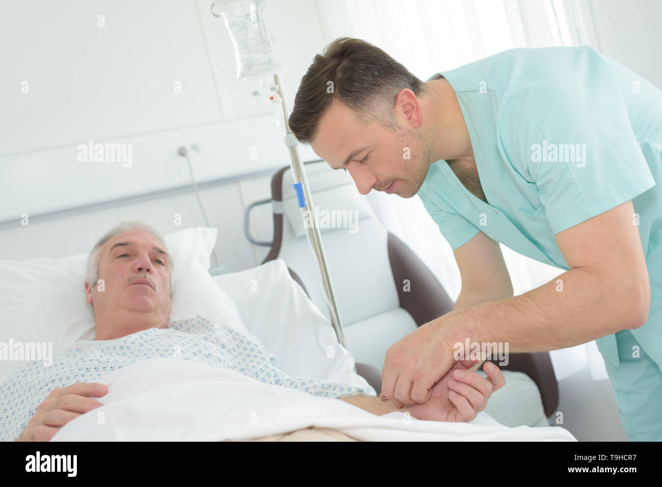 Doctor test blood gp hi-res stock photography and images - Alamy