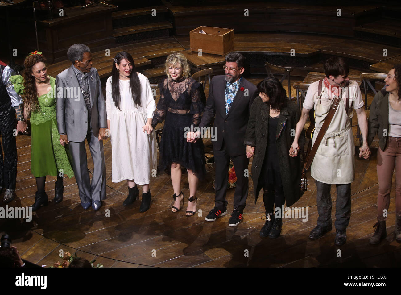 Opening night of Hadestown at the Walter Kerr Theatre - Curtain Call ...