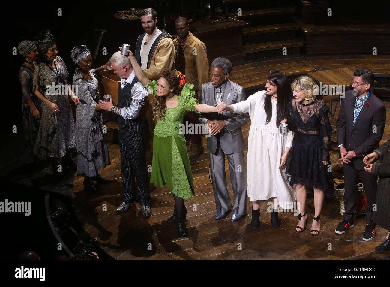 Anais mitchell hadestown hi-res stock photography and images - Alamy