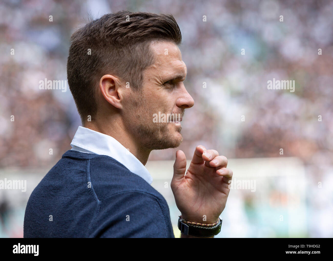 Borussia dortmund manager hi-res stock photography and images - Alamy