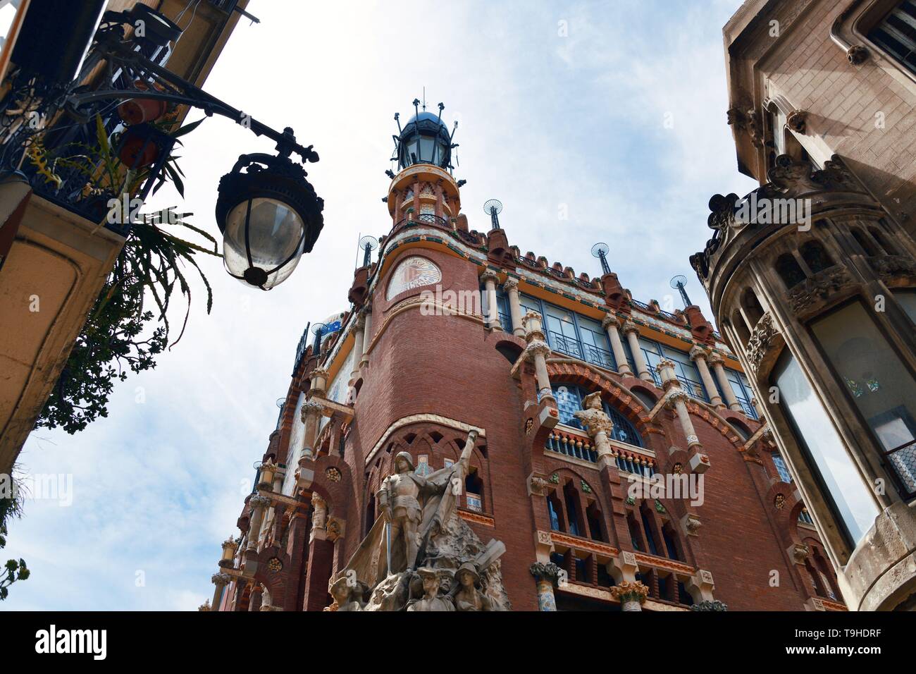 Barcelona street view with city architecture in Spain Stock Photo - Alamy