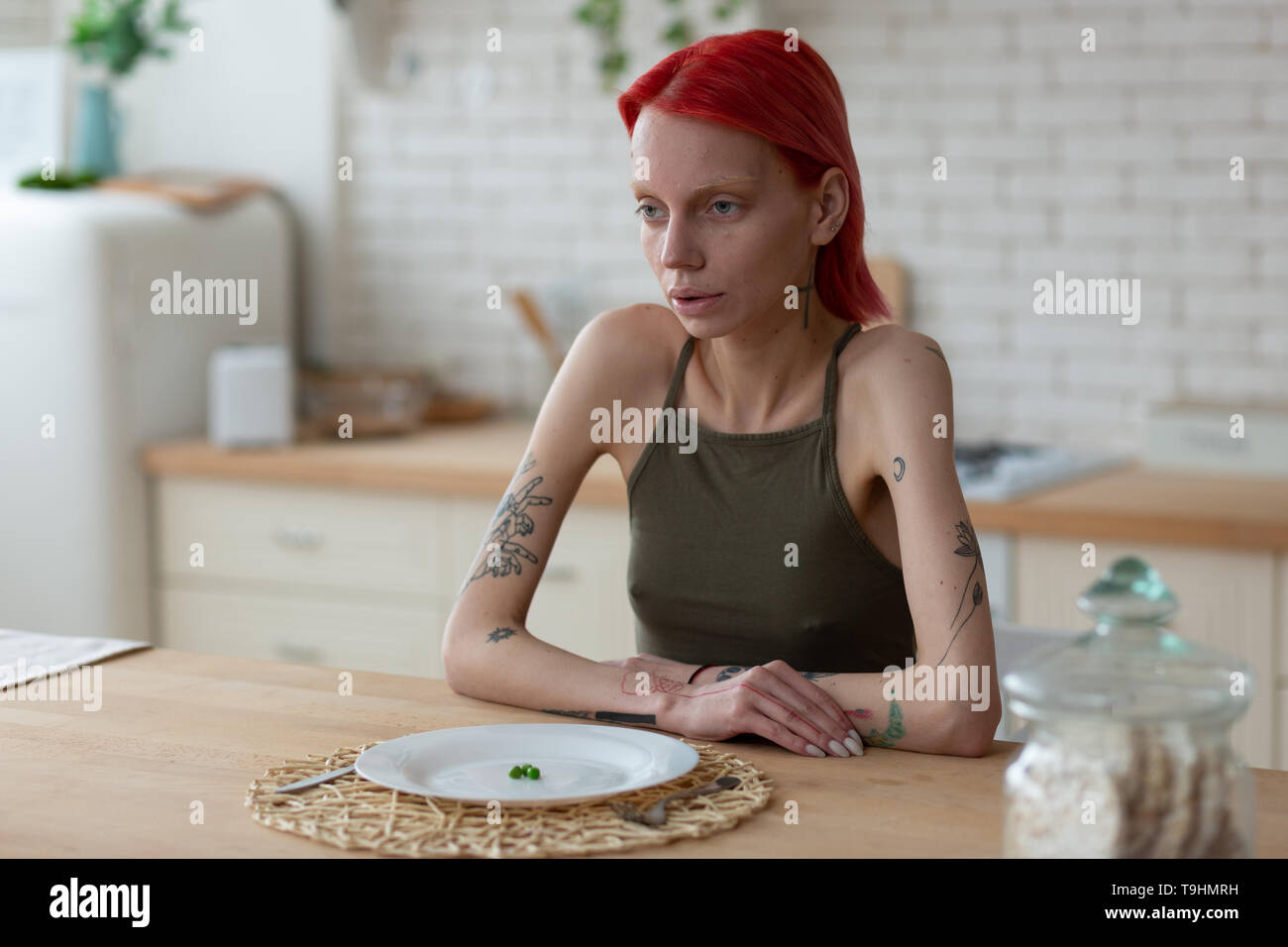 Anorexic girl hi-res stock photography and images - Alamy