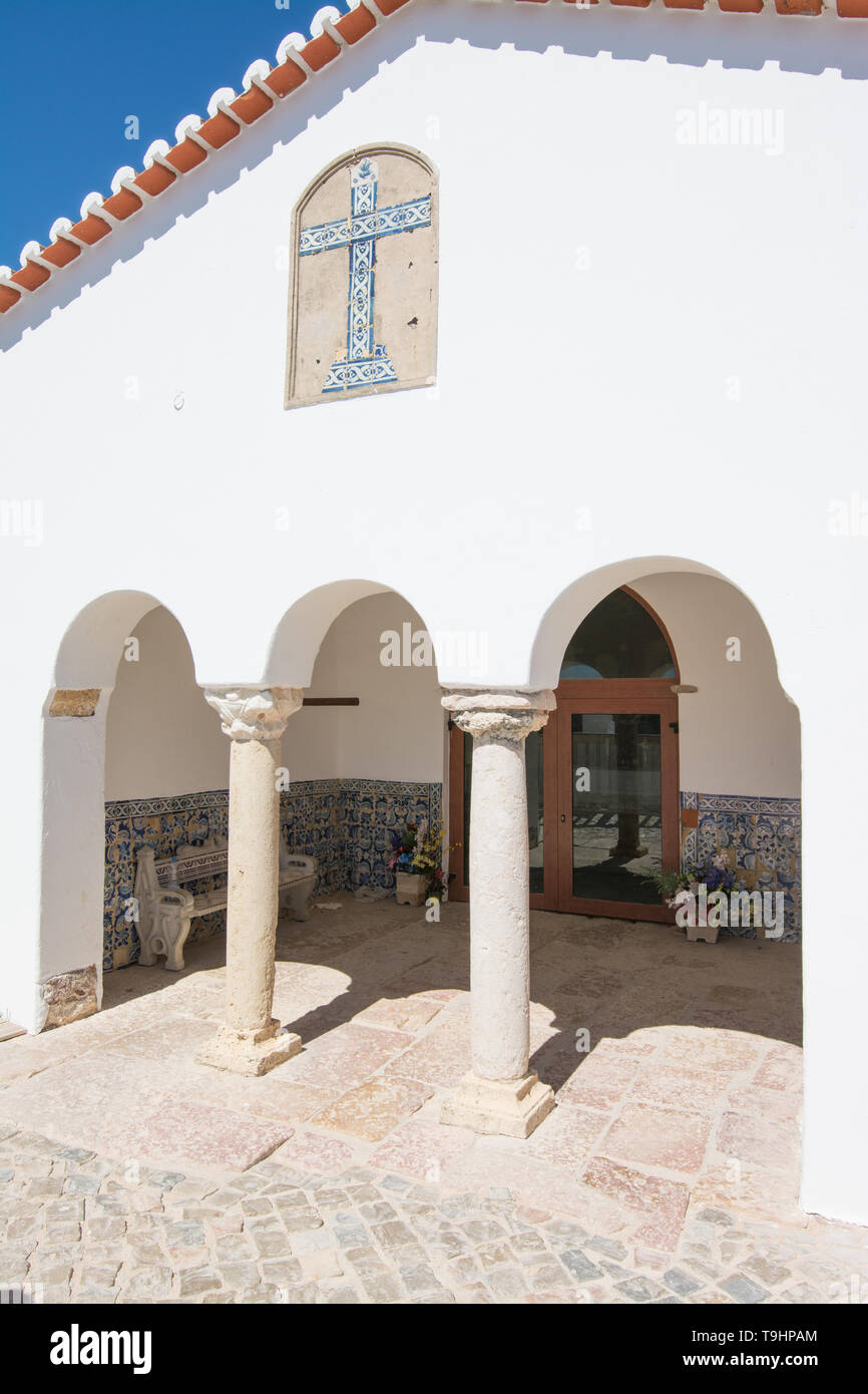 Chapel of Nossa Senhora da Rocha, Algarve, Portugal Stock Photo - Alamy