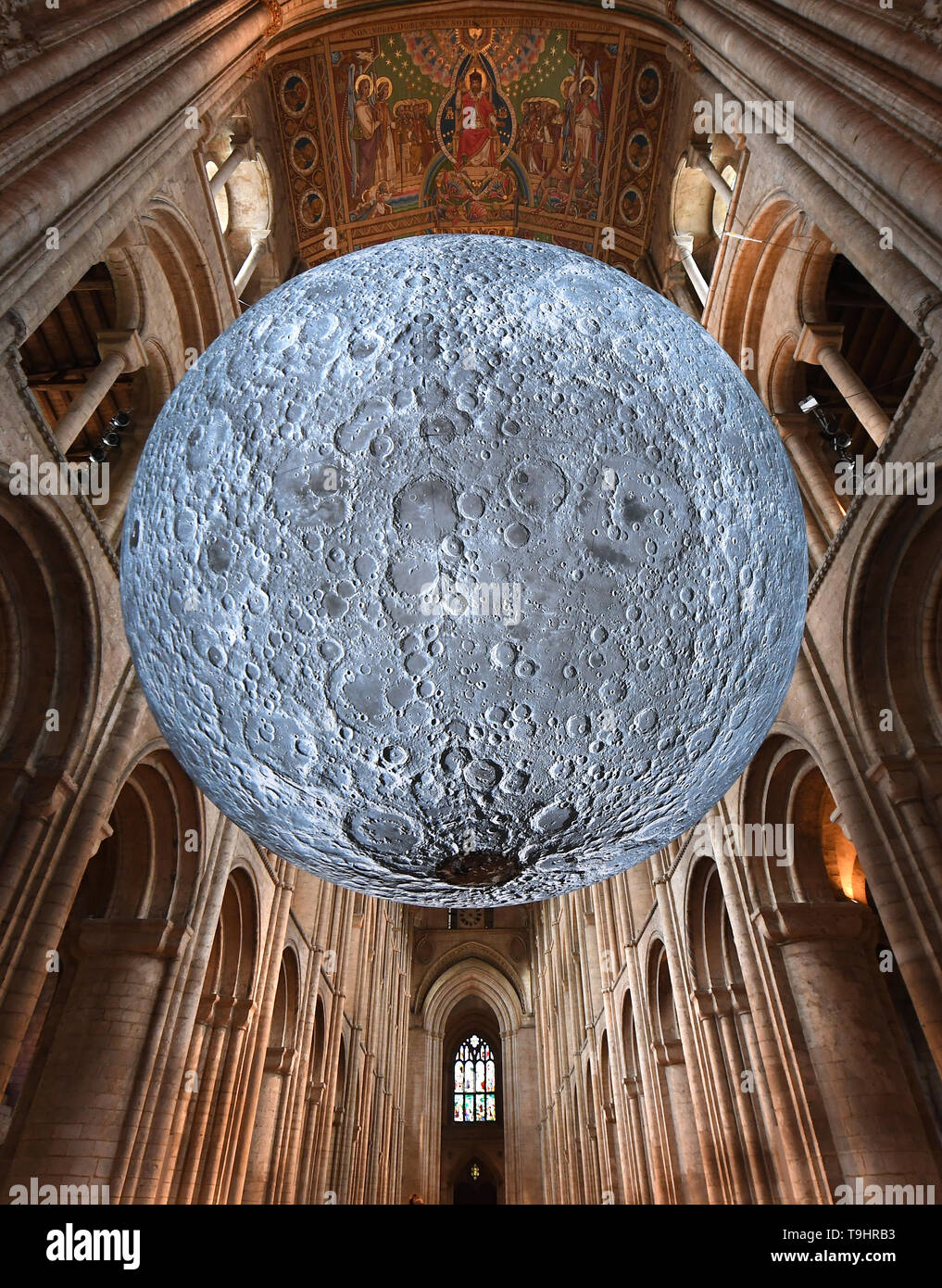 Luke Jerram's 'Museum of the Moon' installation at Ely Cathedral in ...