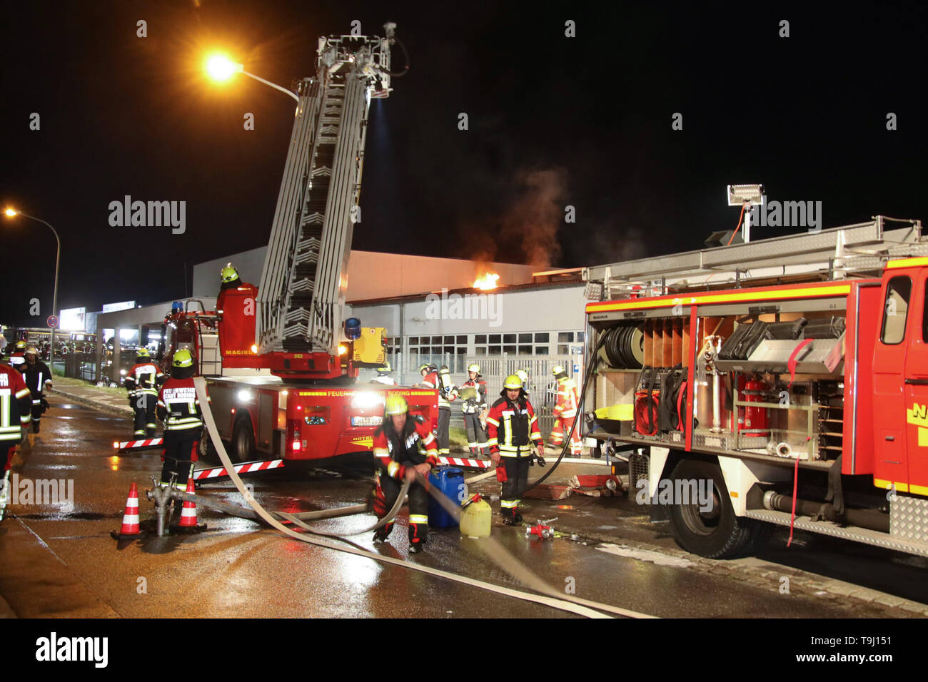 Lower two hi-res stock photography and images - Alamy