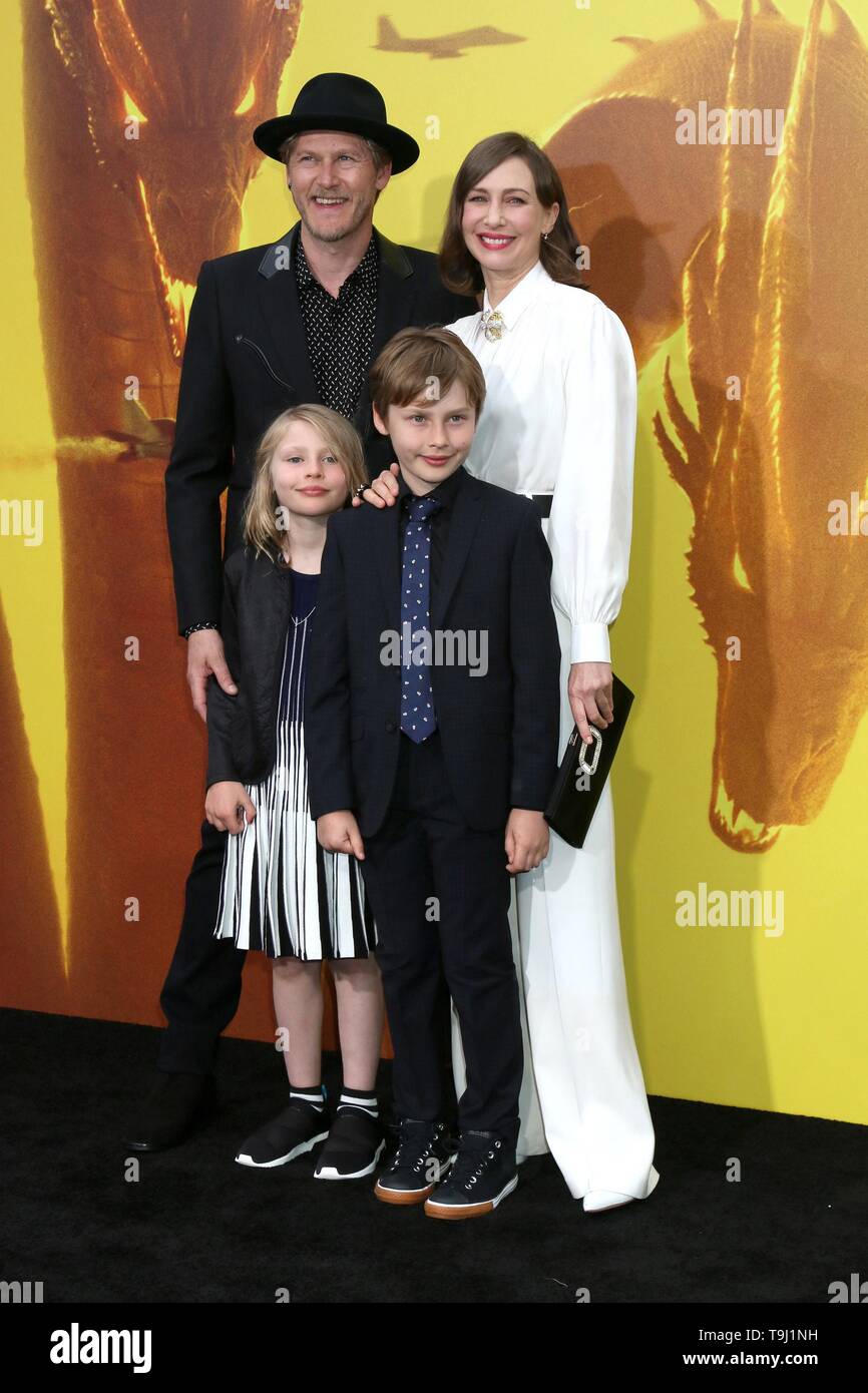 Vera farmiga gytta lubov hawkey hi-res stock photography and images - Alamy