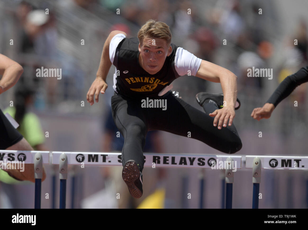 Torrance, USA. 18th May, 2019. Aiden Lieb of Peninsula wins the 110m ...