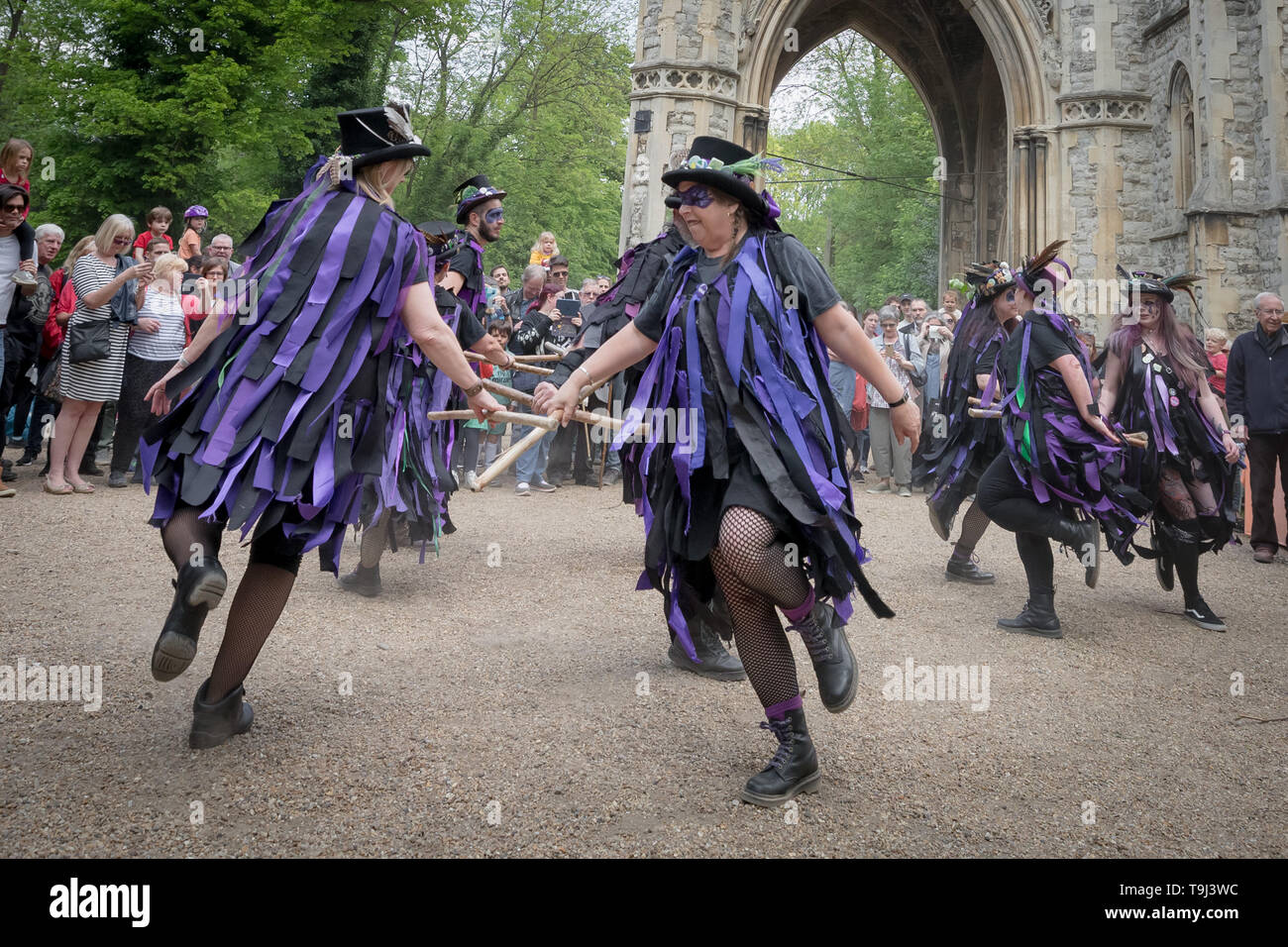 Swan Dance High Resolution Stock Photography and Images - Alamy