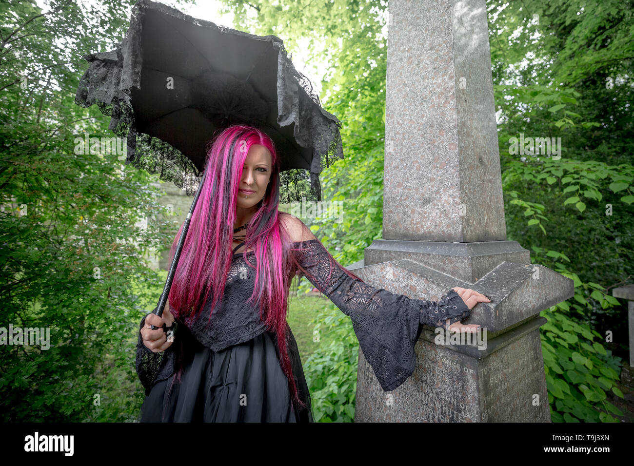London vampire society hi-res stock photography and images - Alamy