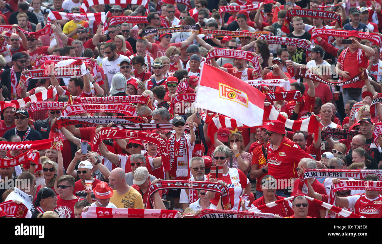 Union berlin fans hi-res stock photography and images - Alamy